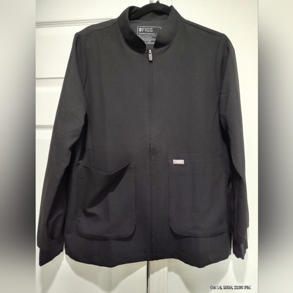 Figs | Jackets & Coats | Figs Sebina Scrub Jacket In Black | Poshmark